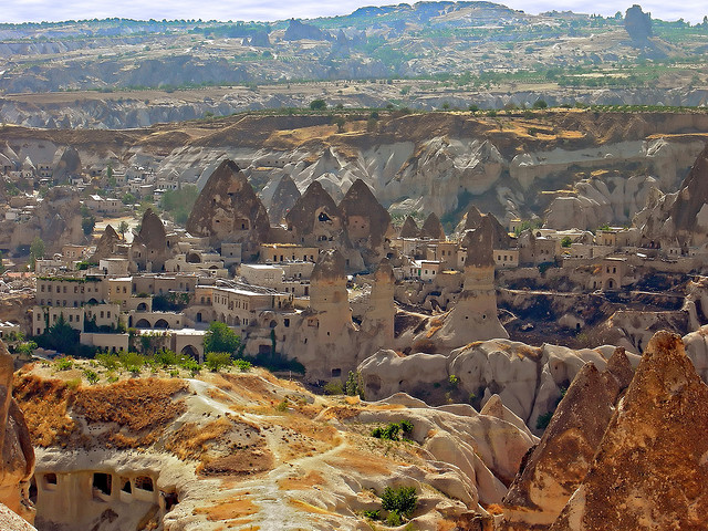 Love Valley – Seeing is Believing ~ Kuriositas