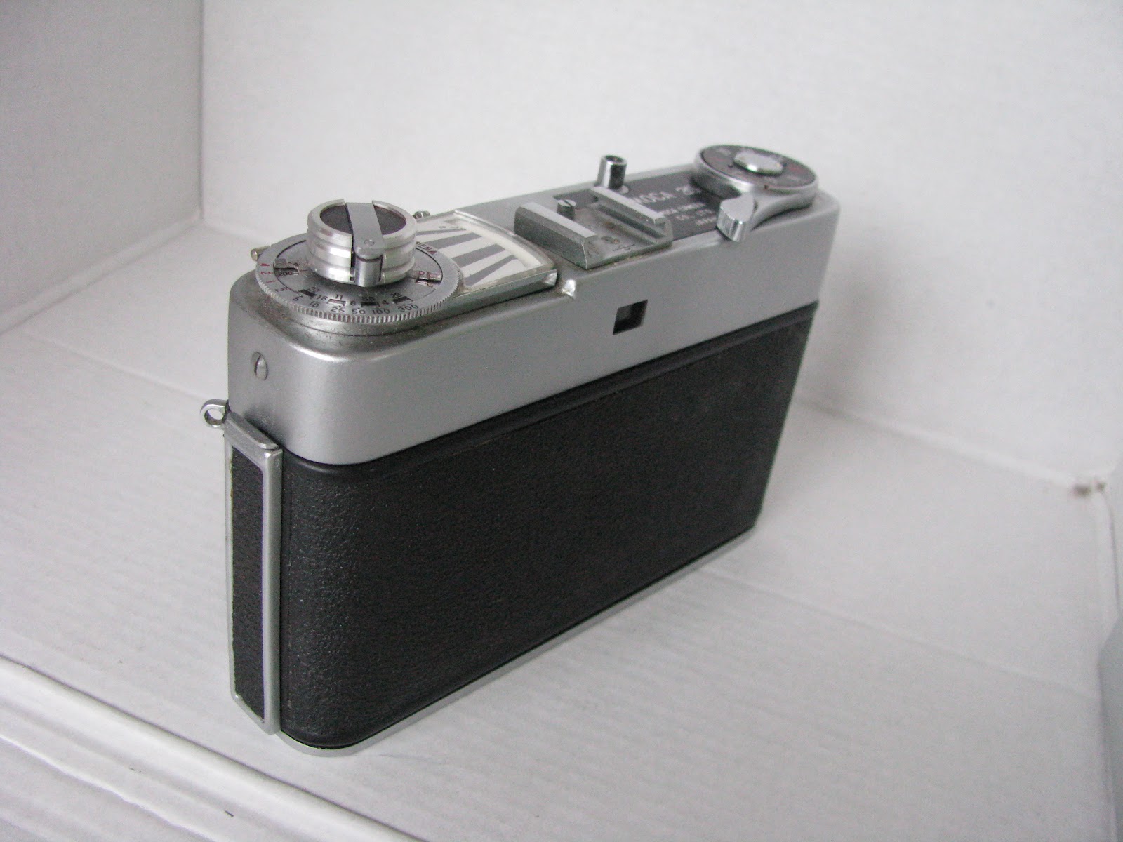 Analogkamera - A virtual photomuseum: Samoca 35 Model LE