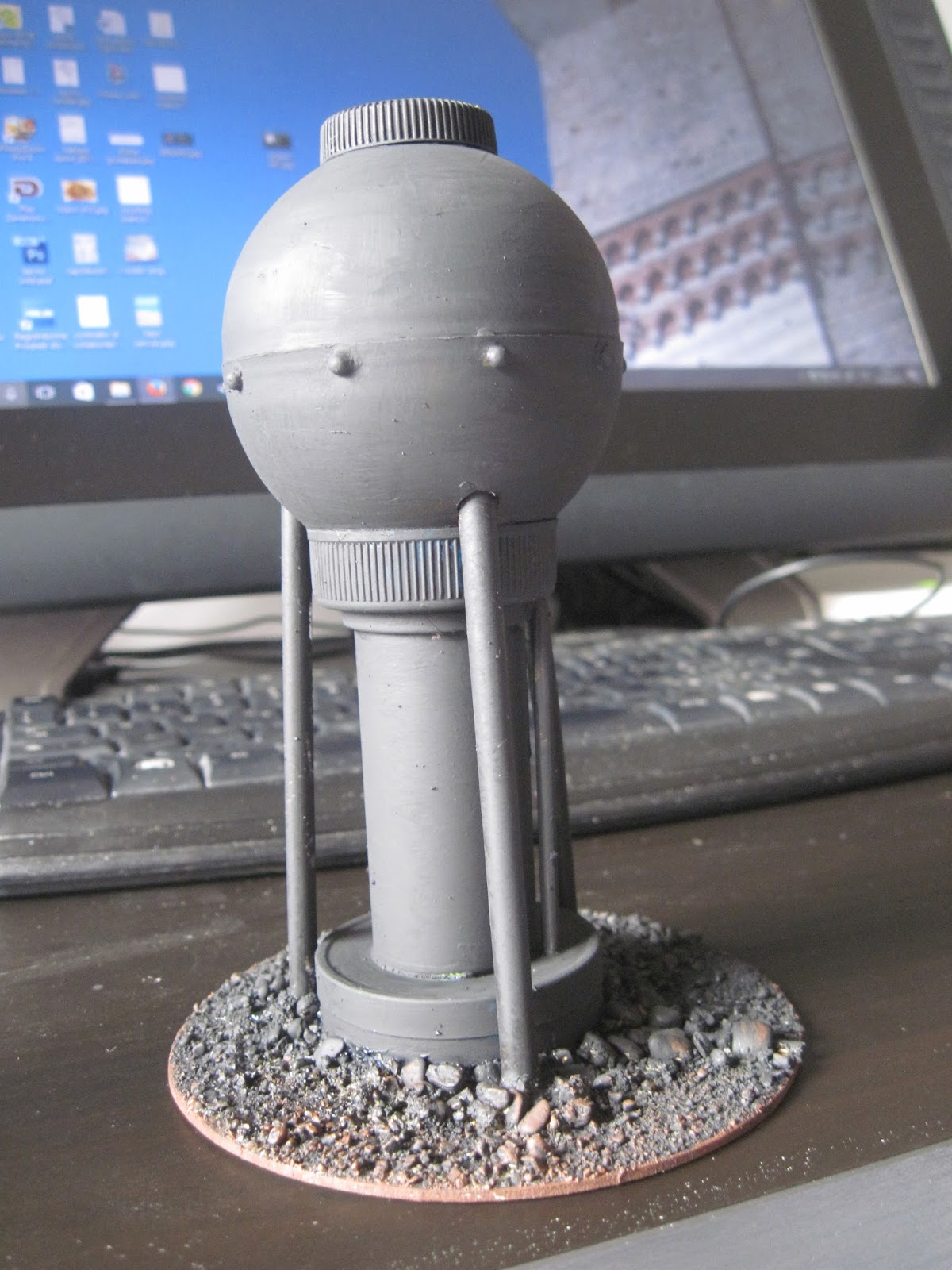 Toy-hammer: Water tower