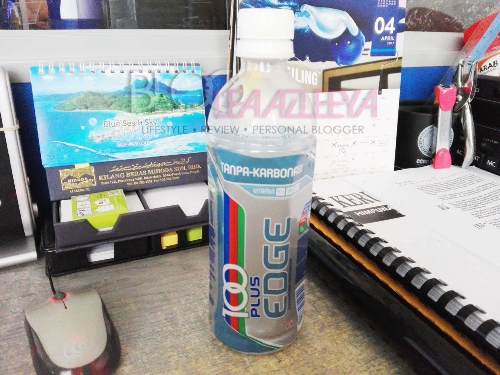 Blog Lea Azleeya: 100Plus Edge Non-Carbonated Terlebih Sedap!