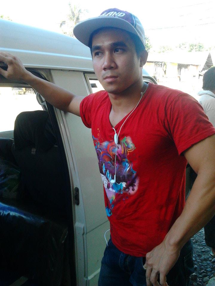 Miong21 @ Blogspot: Boracay Hunk: John Labindao