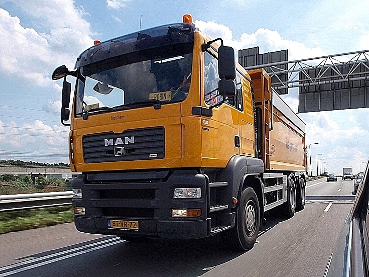 İNTERNETDEKİ KAMYONCU DURAĞI: MAN KAMYON TIR ÇEKİCİ RESİMLERİ FOTOĞRAFLARI