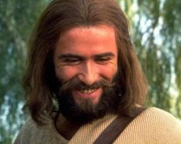 KNOW ABOUT BRIAN DEACON WHO PORTRAY JESUS IN A MOVIE ~ Wazi Africa