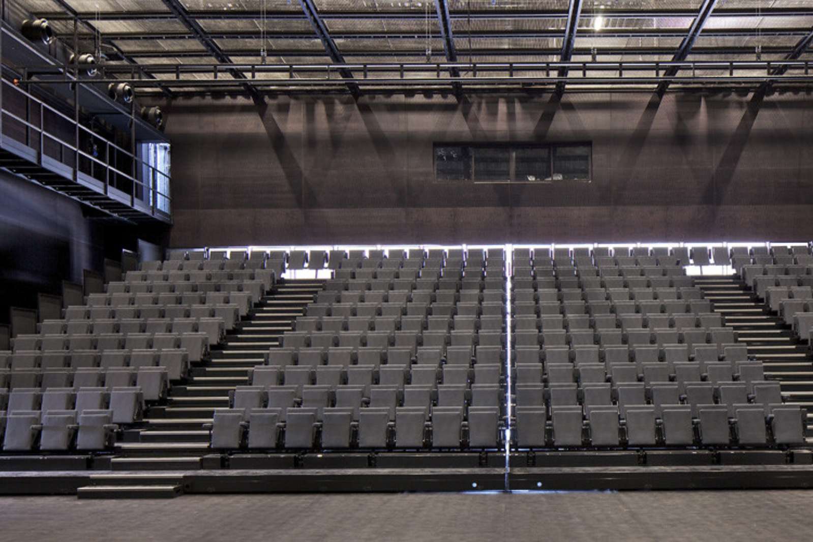 architecture now and The Future: THÉÂTRE DE L’ARCHIPEL BY JEAN NOUVEL