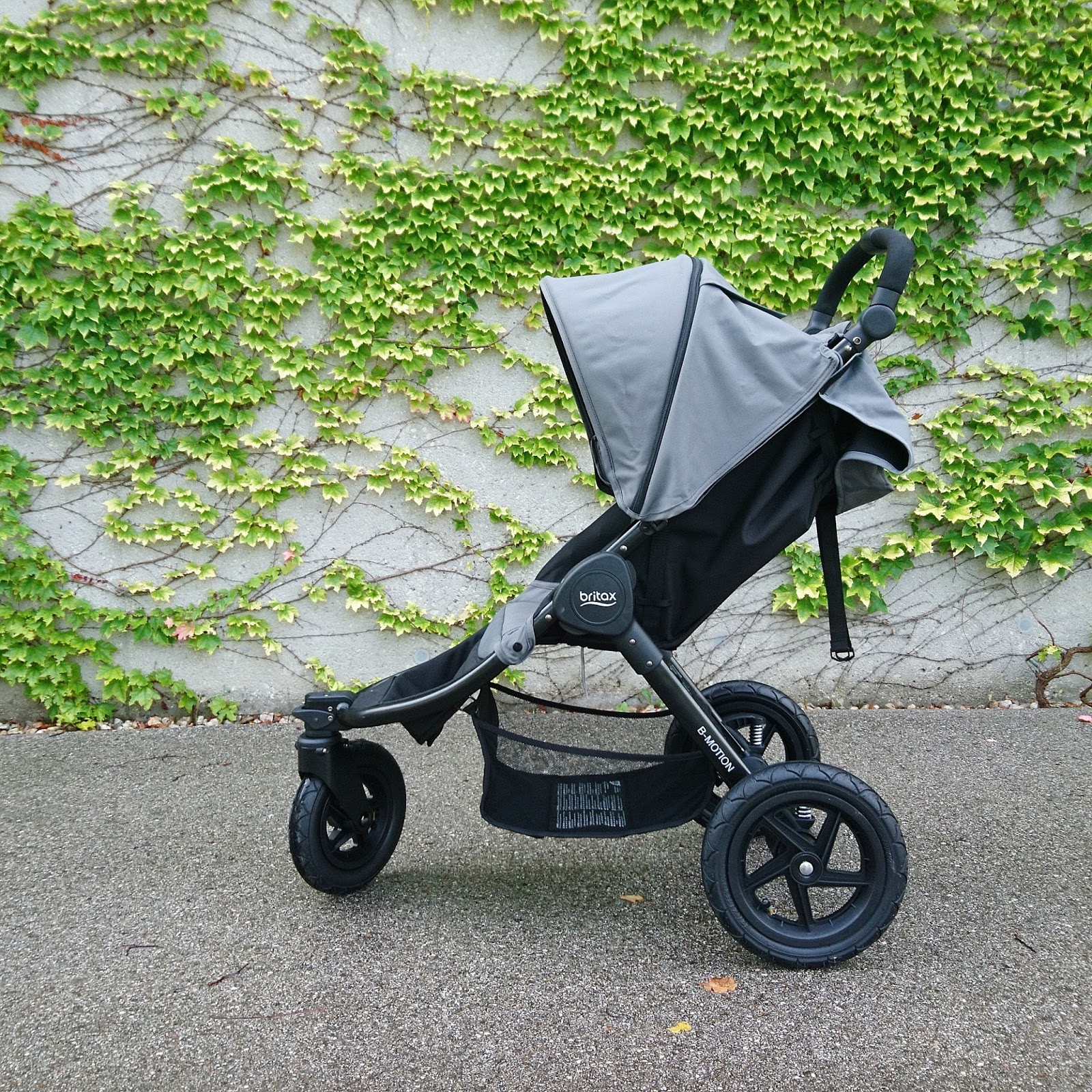 BRITAX B-MOTION 3 - KINDERWAGEN TESTFAHRT / what a lovely day