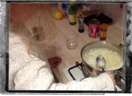 An Ordinary Life : Science - Curdling the milk!