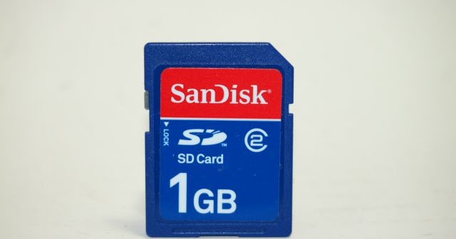 書き溜め space: SanDisk 1GB SD Card CLASS 2
