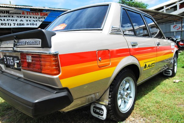 retrocar semarang: Corolla DX Reference