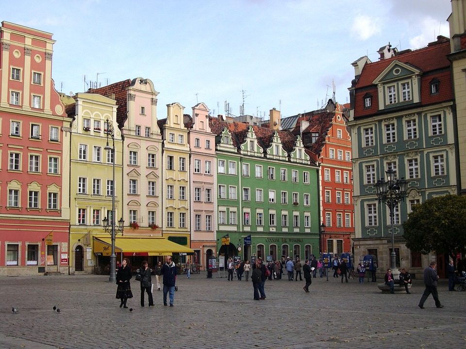 Miss HappyFeet: 86 Most Colorful Cities/ Towns In The World