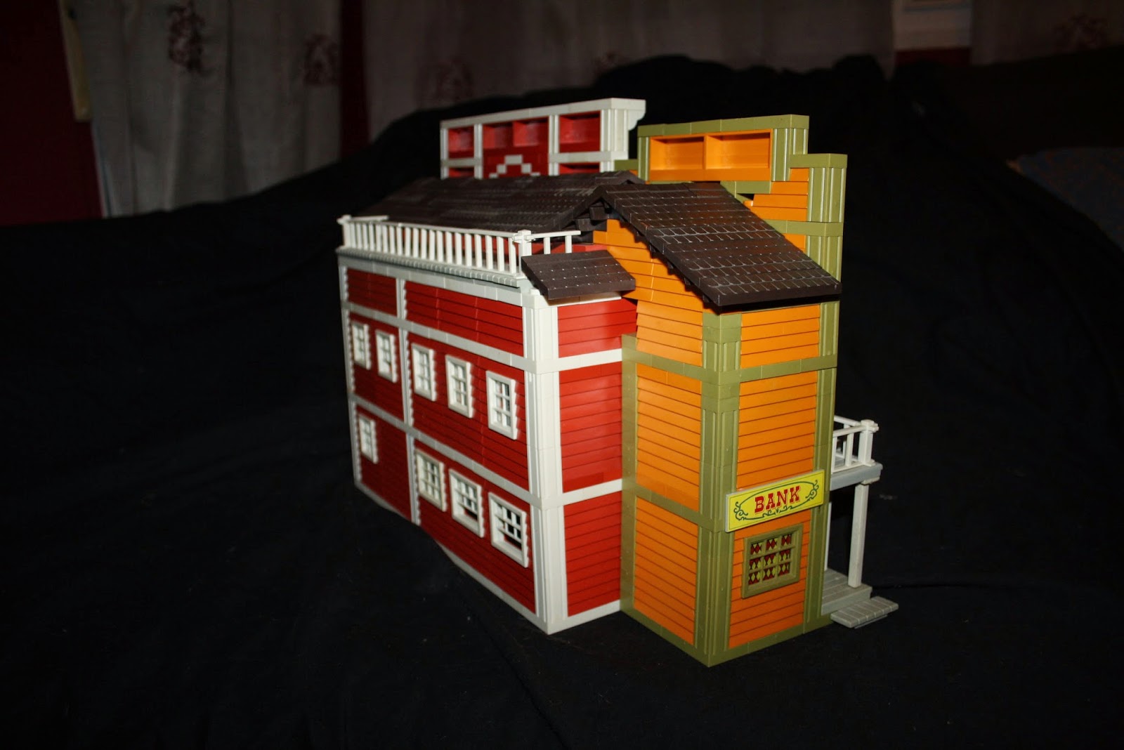 EXIN CASTILLOS & EXIN WEST: FEDERAL BANK & HOTEL