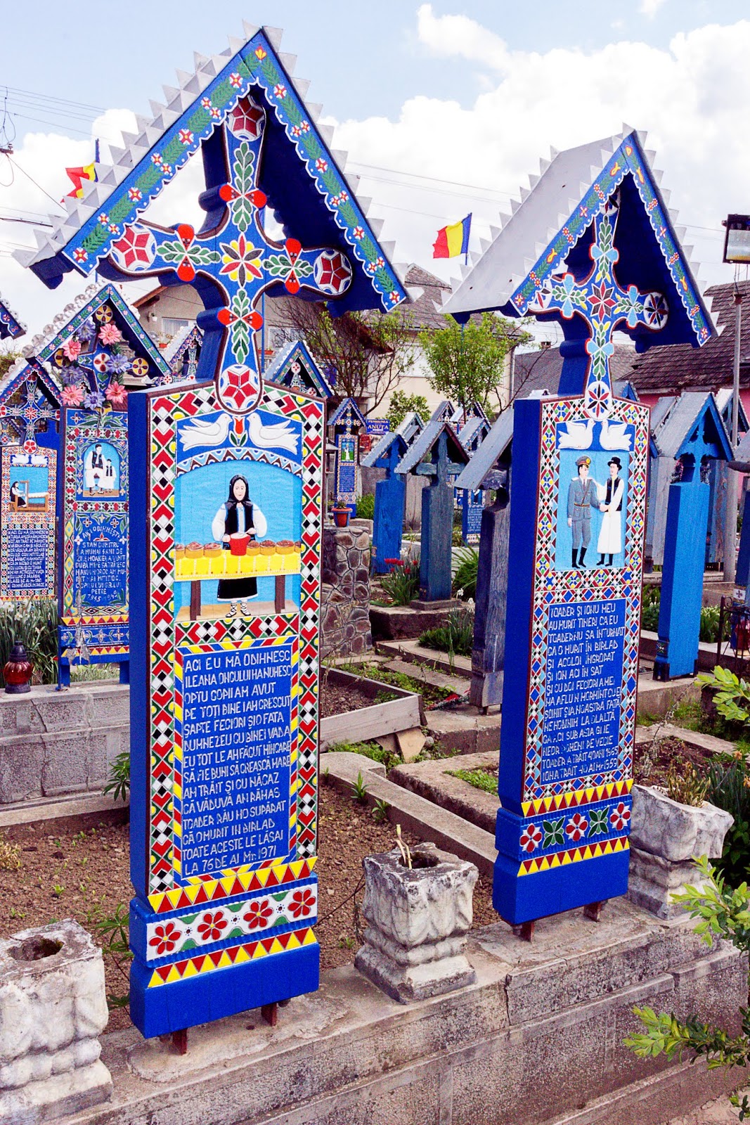 Octavian Serban: Happy Cemetery Sapinta...