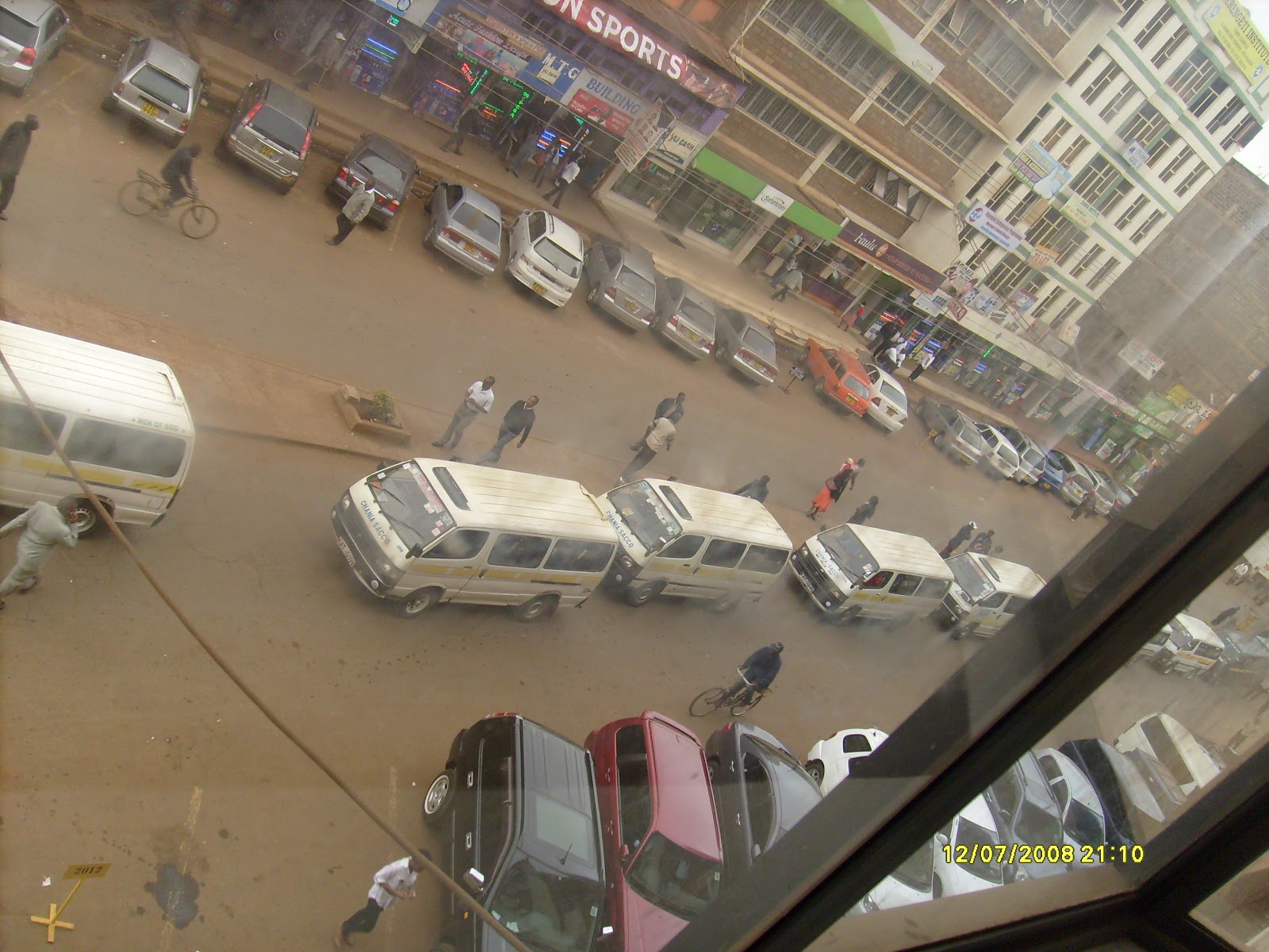 Thika Live: 14 seater matatus Vs Kenya Mpya Buses : Thika Matatus on Strike