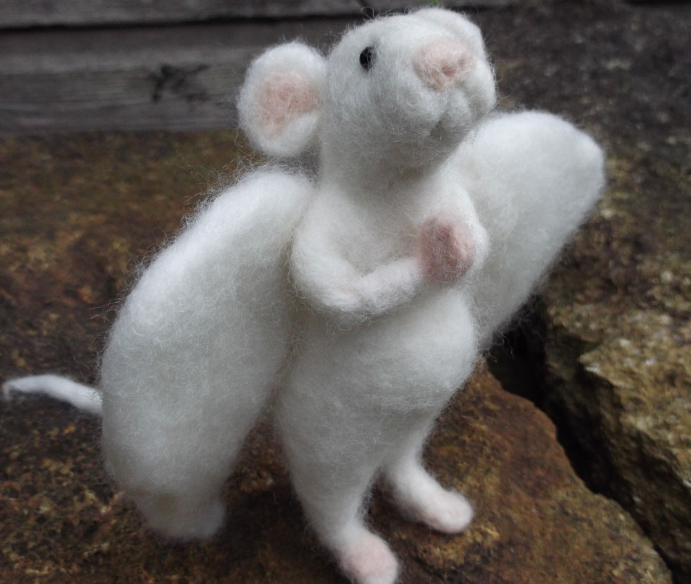 Love, Mrs Plop: Felted OOAK White Mouse Angel Praying Mouse With Wings ...