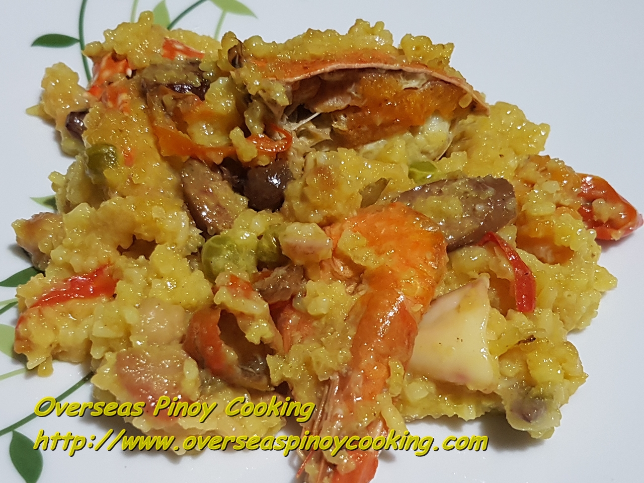 Bringhe with Longaniza and Seafoods