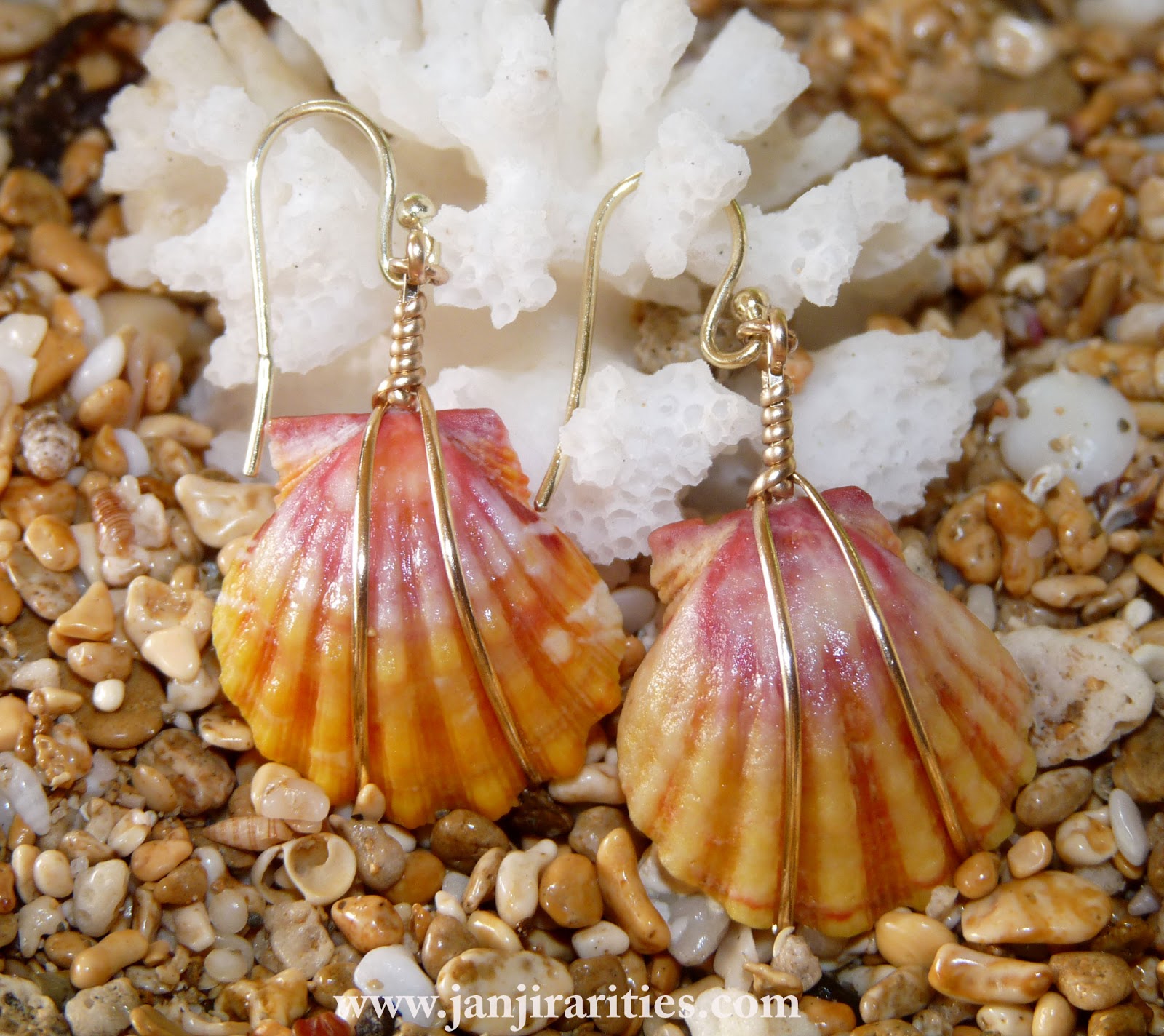 Kahelelani & Sunrise shell jewelry by.... Janjira: Sunrise shells earrings