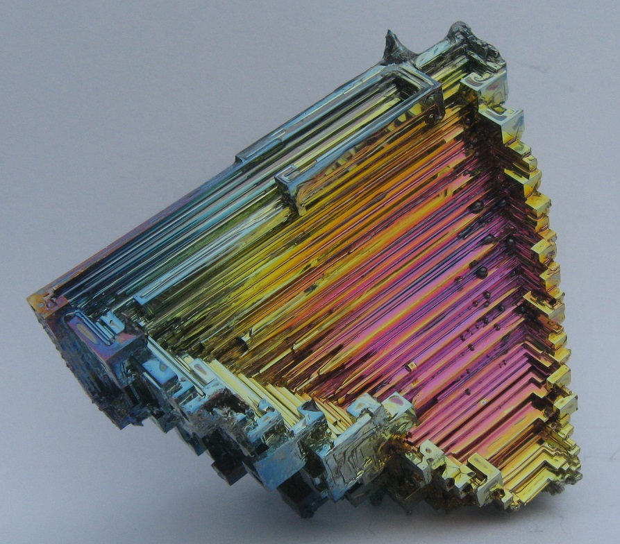 Infinite Art Tournament: Element of the Month: Bismuth!