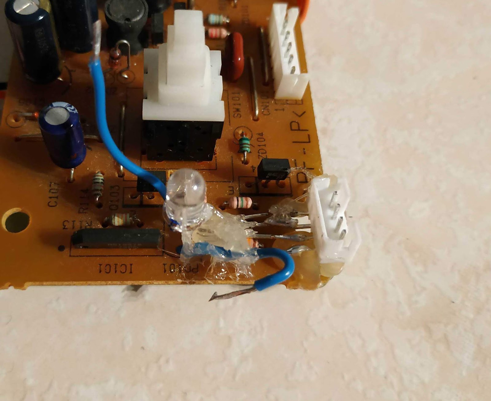 Electronic Jack: Modding my PS1 - RGB LED (PSX-VX Part IV)