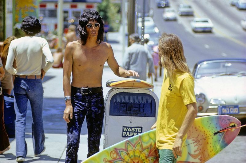 The 1970s Surfing Subculture Through Amazing Photos by Jeff Divine ...