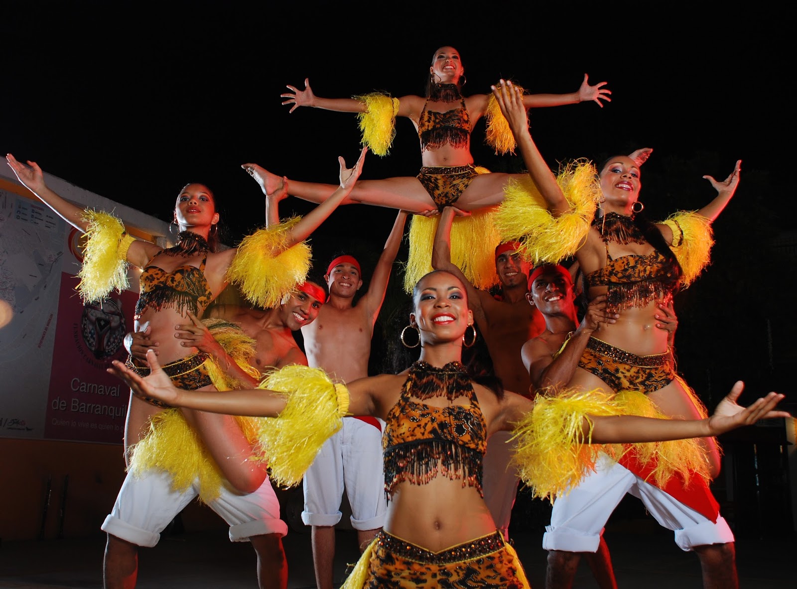 FOLCLOR Y CULTURA COLOMBIANA: EL MAPALE