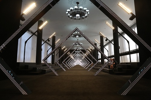 mylifestylenews: HUGO BOSS @ FW2012 Beijing Fashion Show