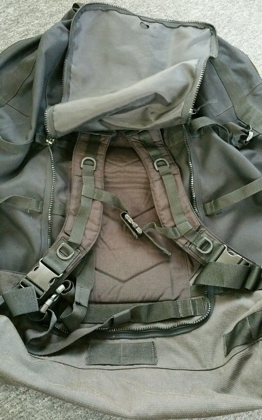 Webbingbabel: Typhoon British Special Forces Black Dry Rucksack