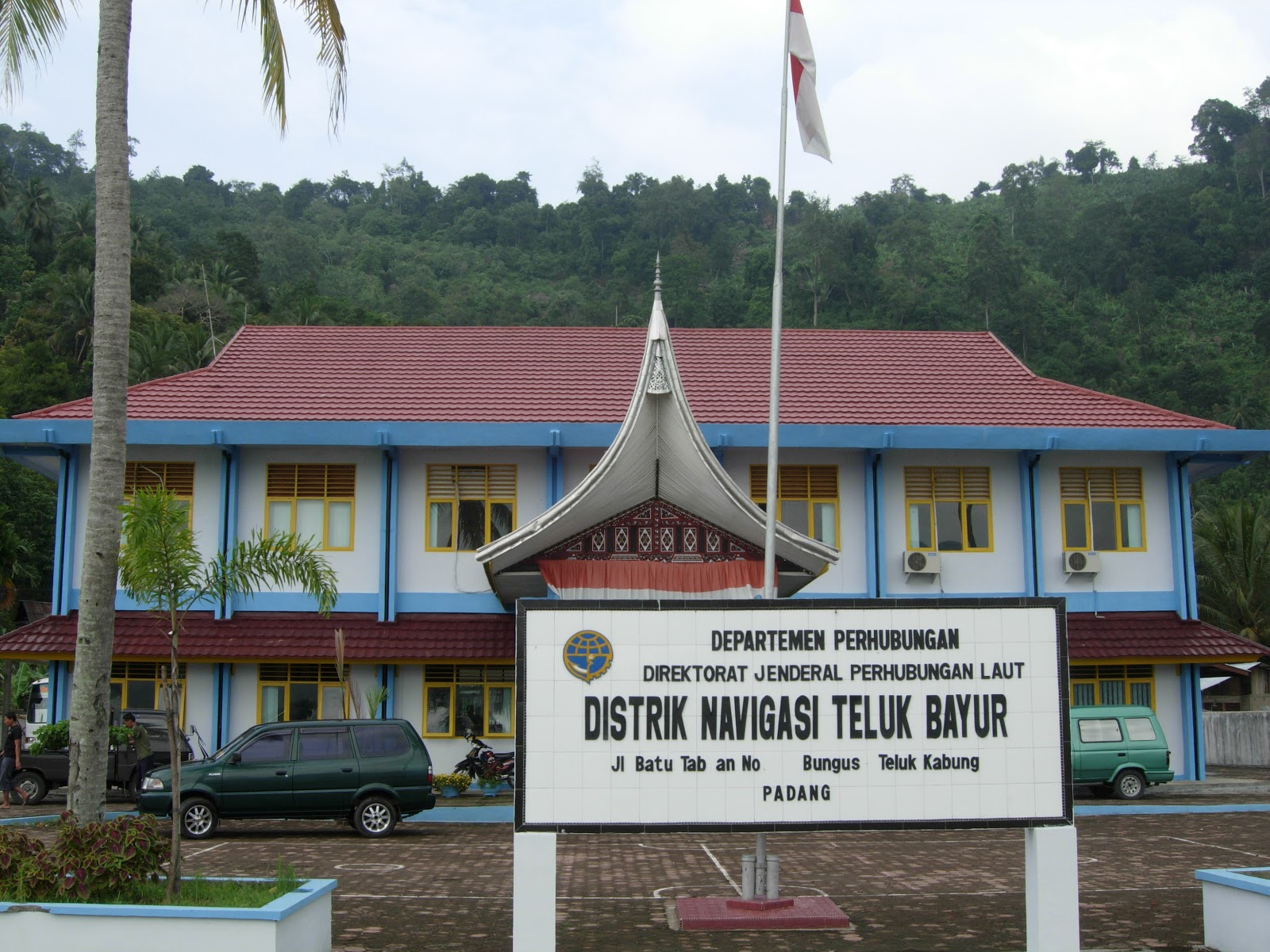 SELAMAT DATANG DI BLOG DISTRIK NAVIGASI KLS II TELUK BAYUR: SEJARAH ...