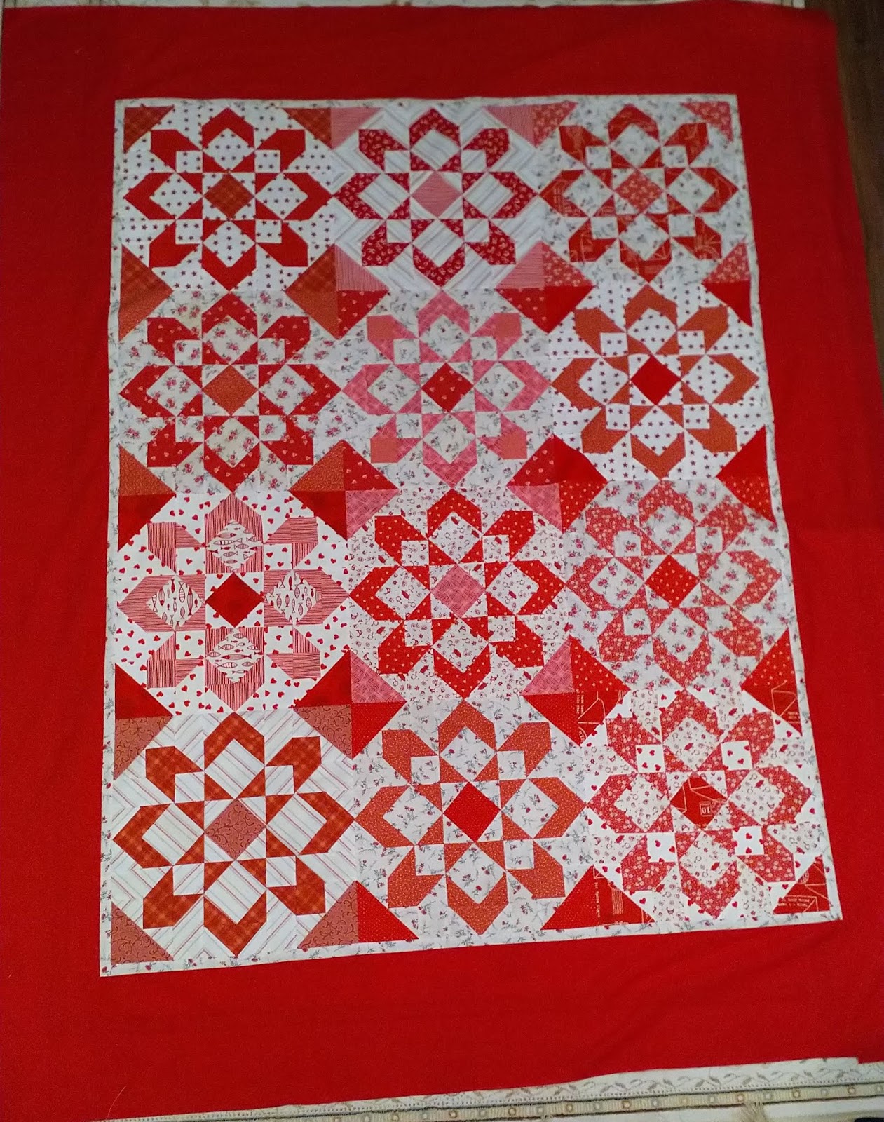 Fireworks quilt top finished. : r/quilting
