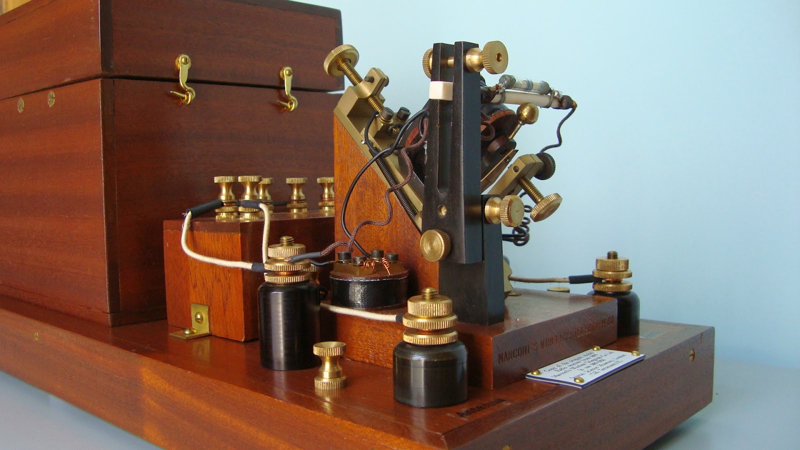LA STANZA DEI BACHI: Ricevitore a coherer Marconi's Wireless Telegraph