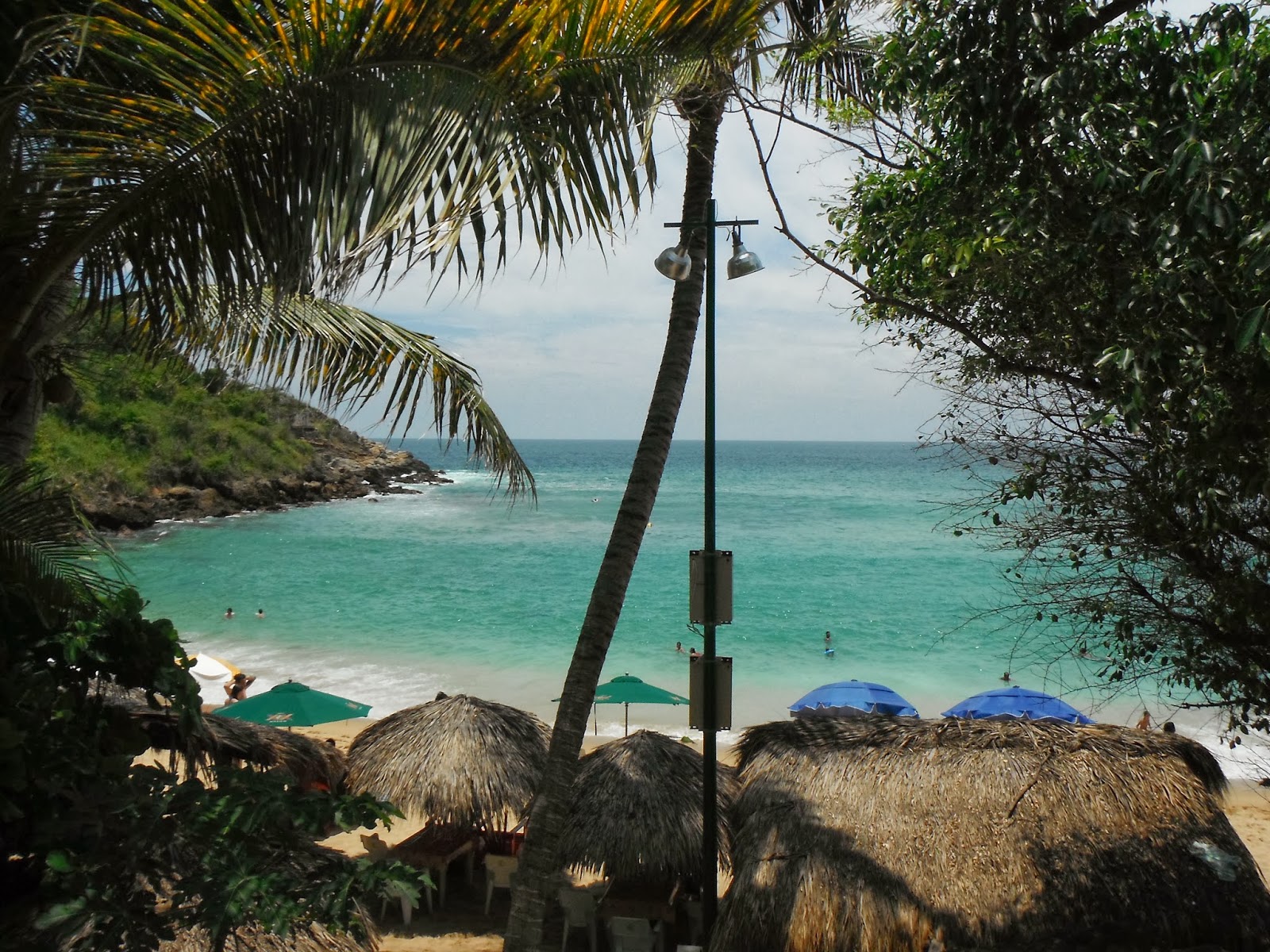Puerto Escondido Oaxaca surfing Informaciòn turìstica: Playa Carrizalillo