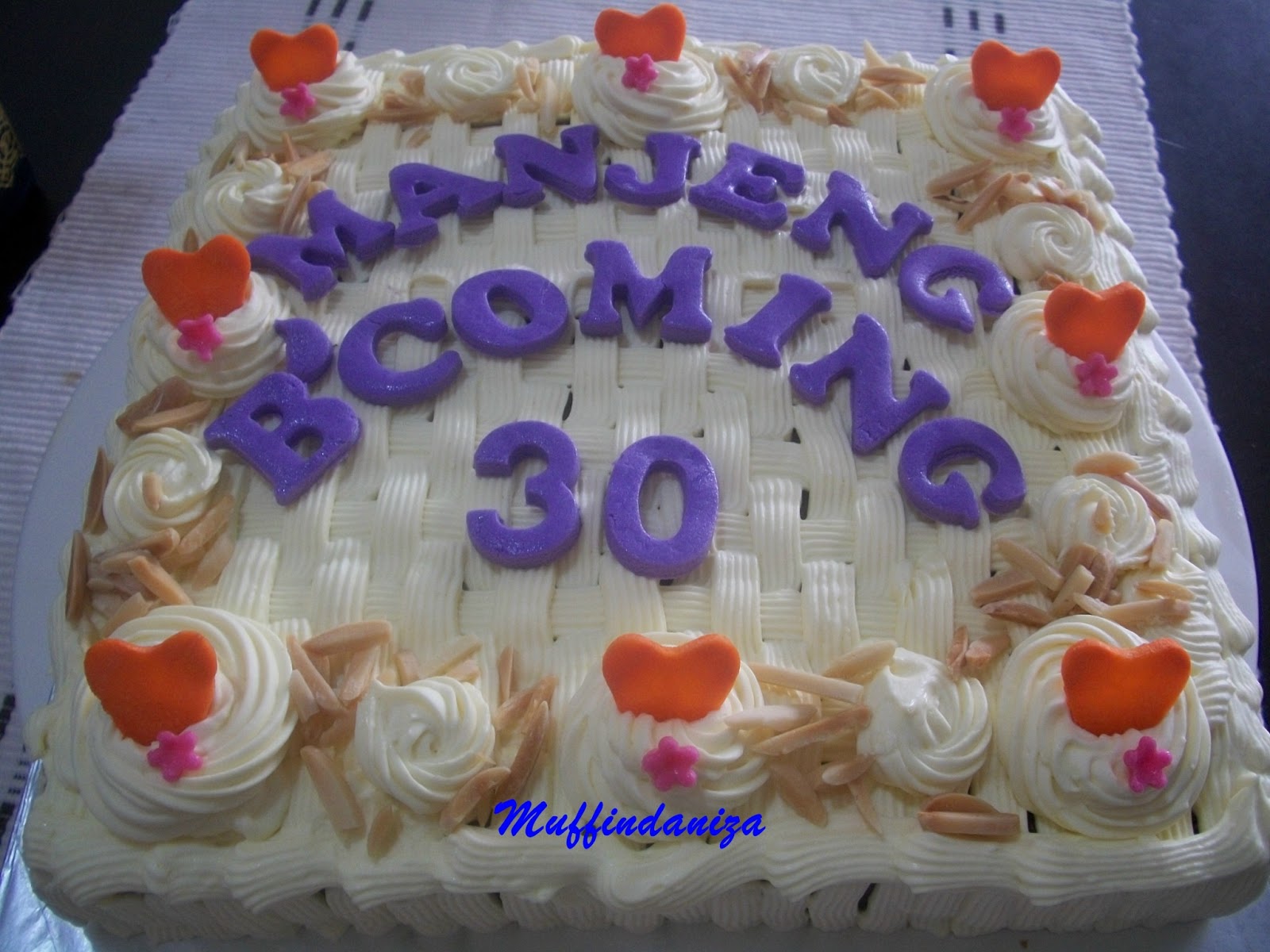 Truly Homemade Bakery In Pasir Gudang/Parit Raja: Unik Penama Kek Ini