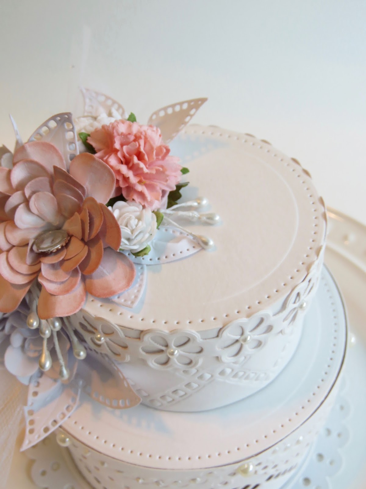 Victorian Paper Queen: Amazing Paper Grace Blog Hop with Borders