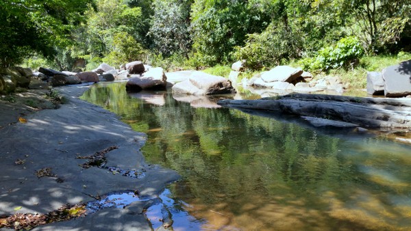 Hidden Destinations in Sri Lanka: Breathtaking waters : (Doluwa - Kandy ...