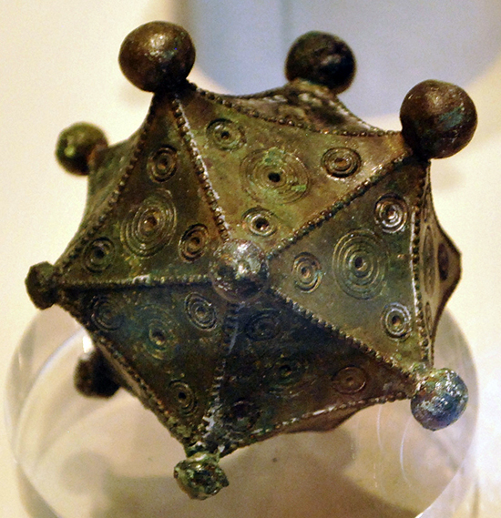 La Crepa nel Muro: Il misterioso dodecaedro romano