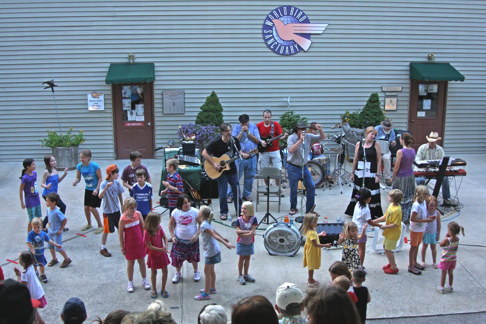 World Bird Sanctuary: Birds In Concert: The Raptor Project - 8/4