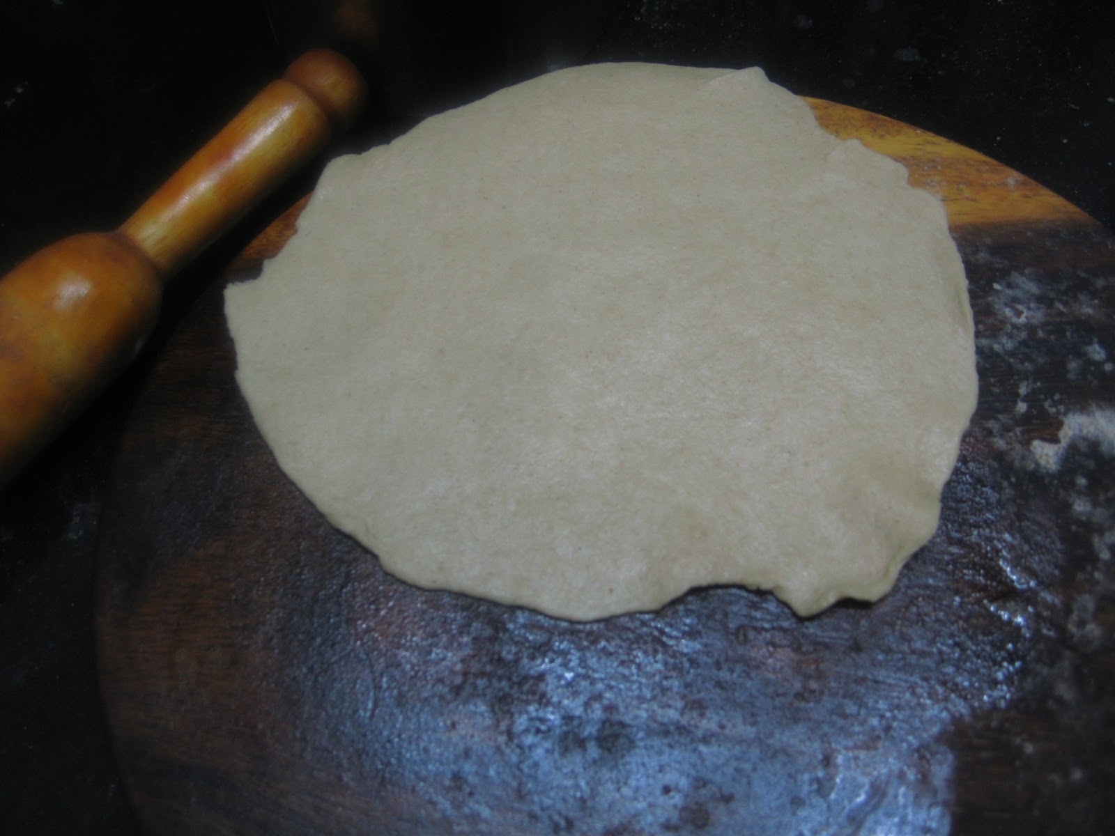 madhuri's kitchen: Poori Aloo Sabji / Poori Dumpala Koora / Poori ...