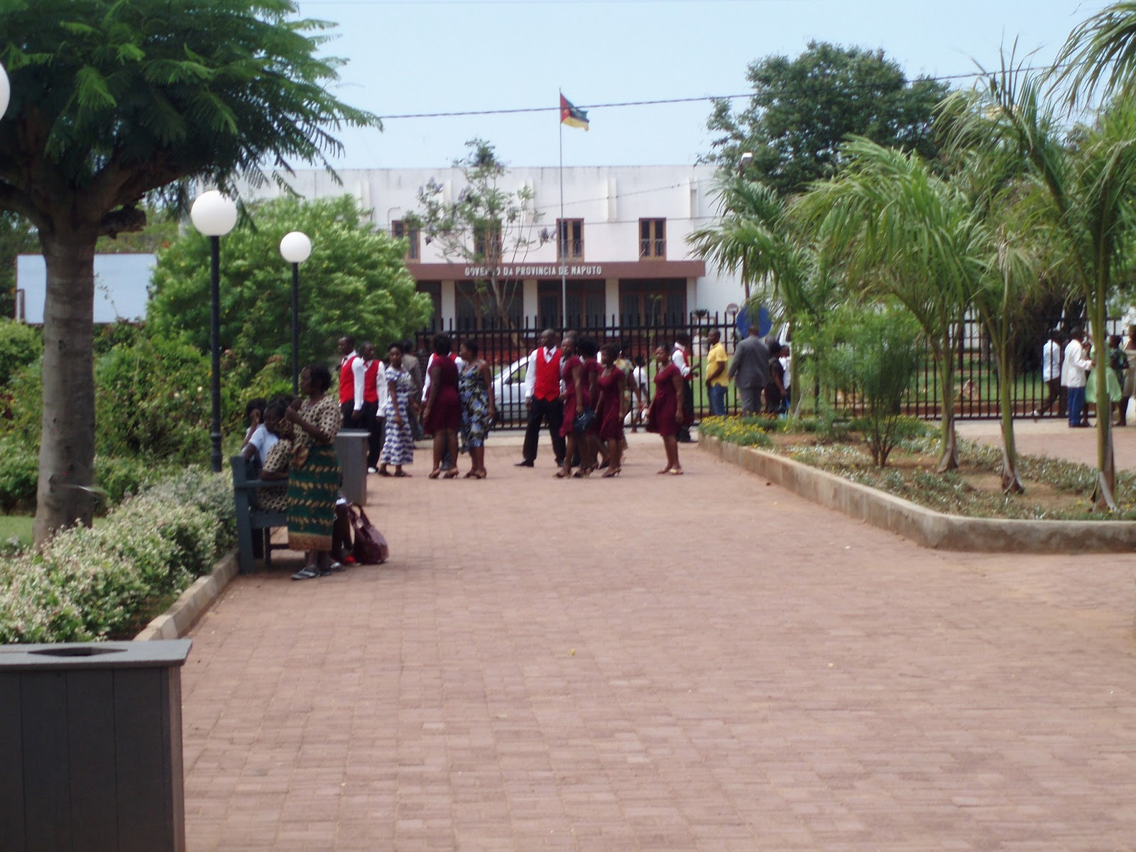 Paradiso Eden: Matola, Moçambique