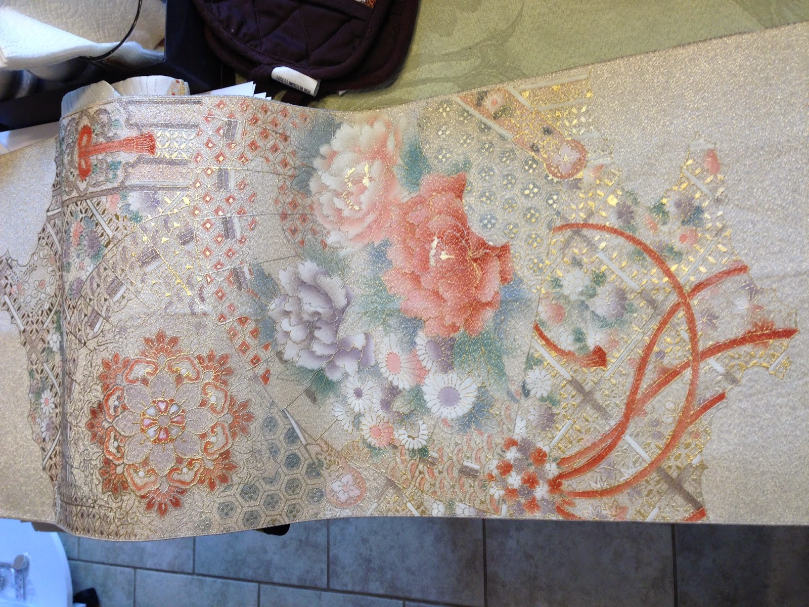 Handmade by Mashton Mashton: New project! Beautiful Japanese Obi Peony ...