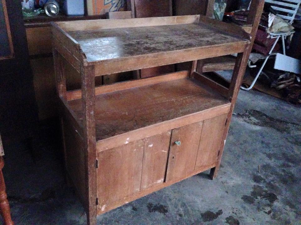 Ezany Galleria...: FOR SALE : ALMARI DAPUR LAMA