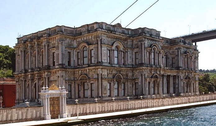 ΚΩΝΣΤΑΝΤΙΝΟΥΠΟΛΗ: ΒΟΛΤΕΣ ΣΤΟΝ ΒΟΣΠΟΡΟ (BOGAZICI).