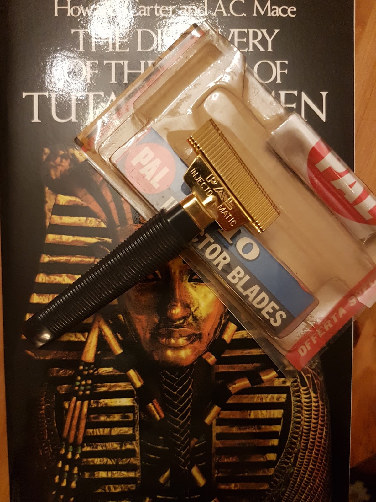 Jayaruh Shaving: Just Won a Very Cool PIF: Pal Injectomatic from Italy