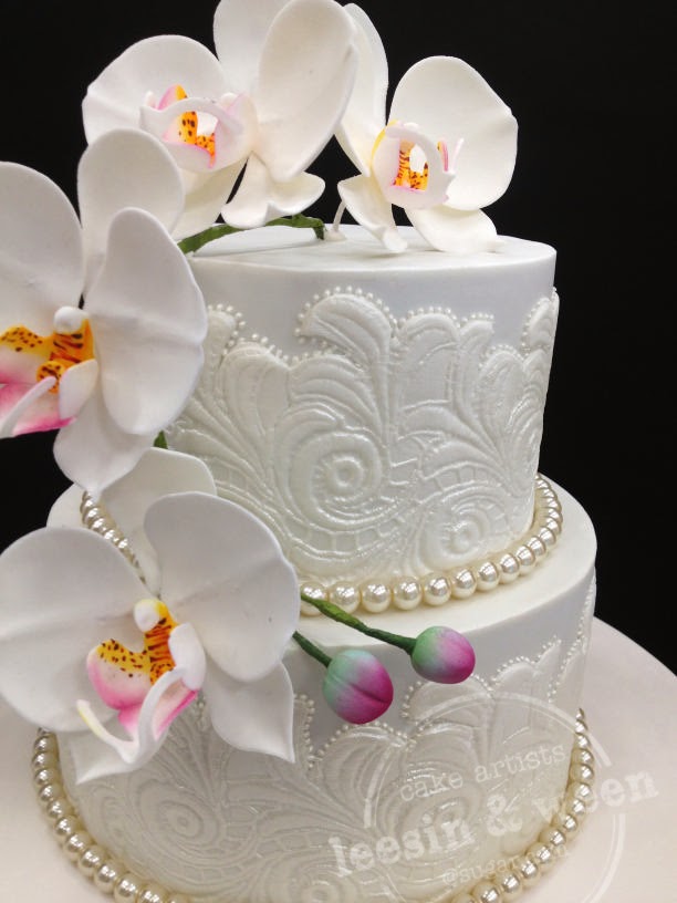 Penang Wedding Cakes by Leesin: Moth Orchid Wedding Cake