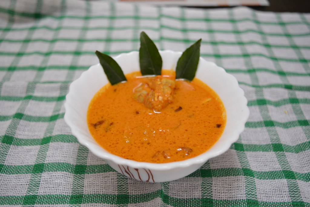 Malabar Flavours: Meen Moru Curry or Fish Curry Malabar Style