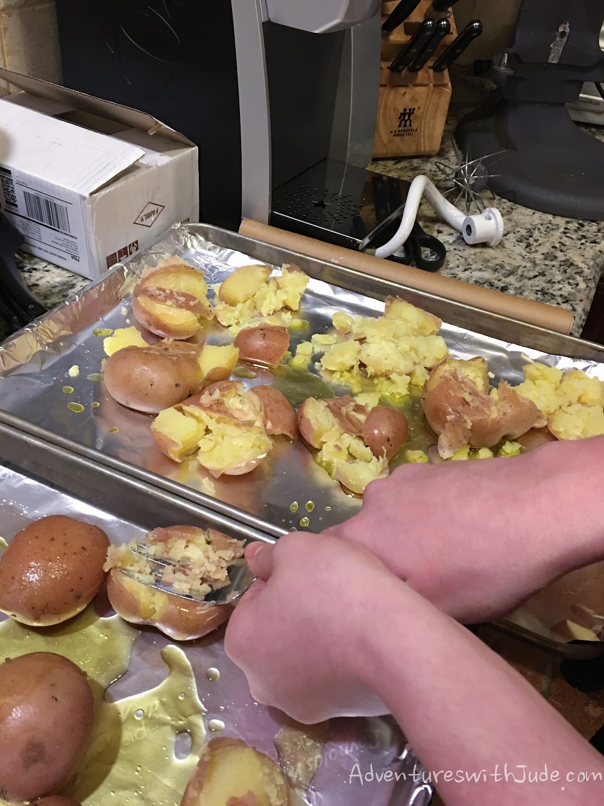 Adventures with Jude: Garlic Smashed Spuds (H is for Hot Potato)