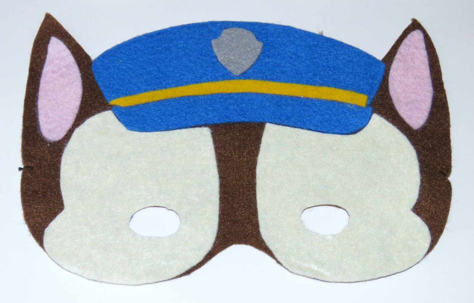 Iz malega zraste veliko: Pustna maska 2018 - Tačke na patrulji - Bron