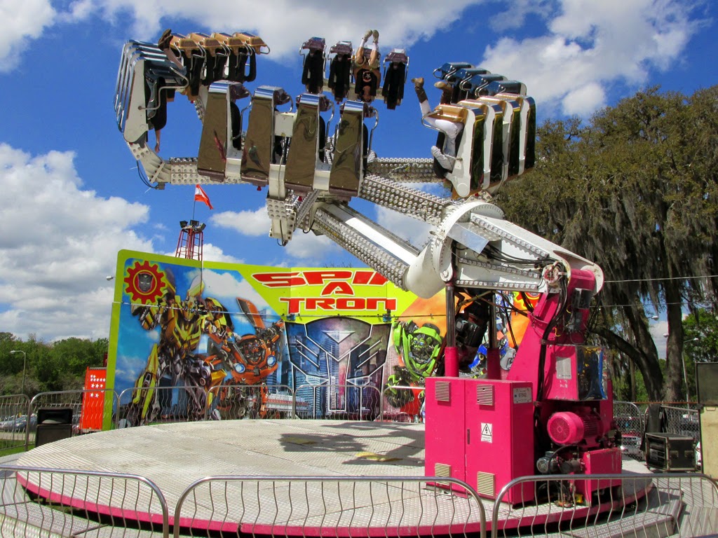 Amusement Park... Stuff: Florida (ewww Strawberry!) Festival - 2015