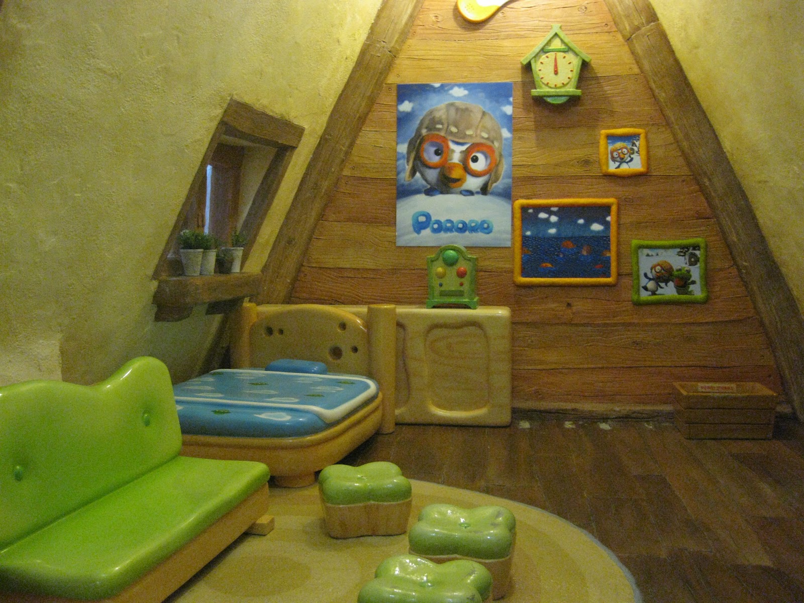 The Awesome Adventures of Logan, Clark & Crals: Ya! Pororo da!