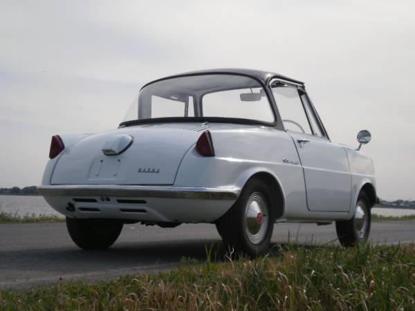 NINJA GARAGE: 1962 MAZDA R360 COUPE