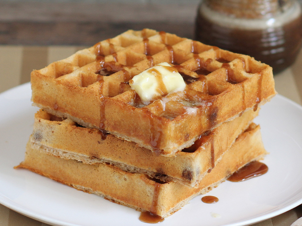 Cookistry: Cocoa Puff Waffles with Zesty Cocoa Puff Honey #Sponsored