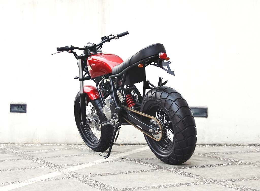 Racing Cafè: Yamaha Scorpio "The Red Tracker" by Studio Motor