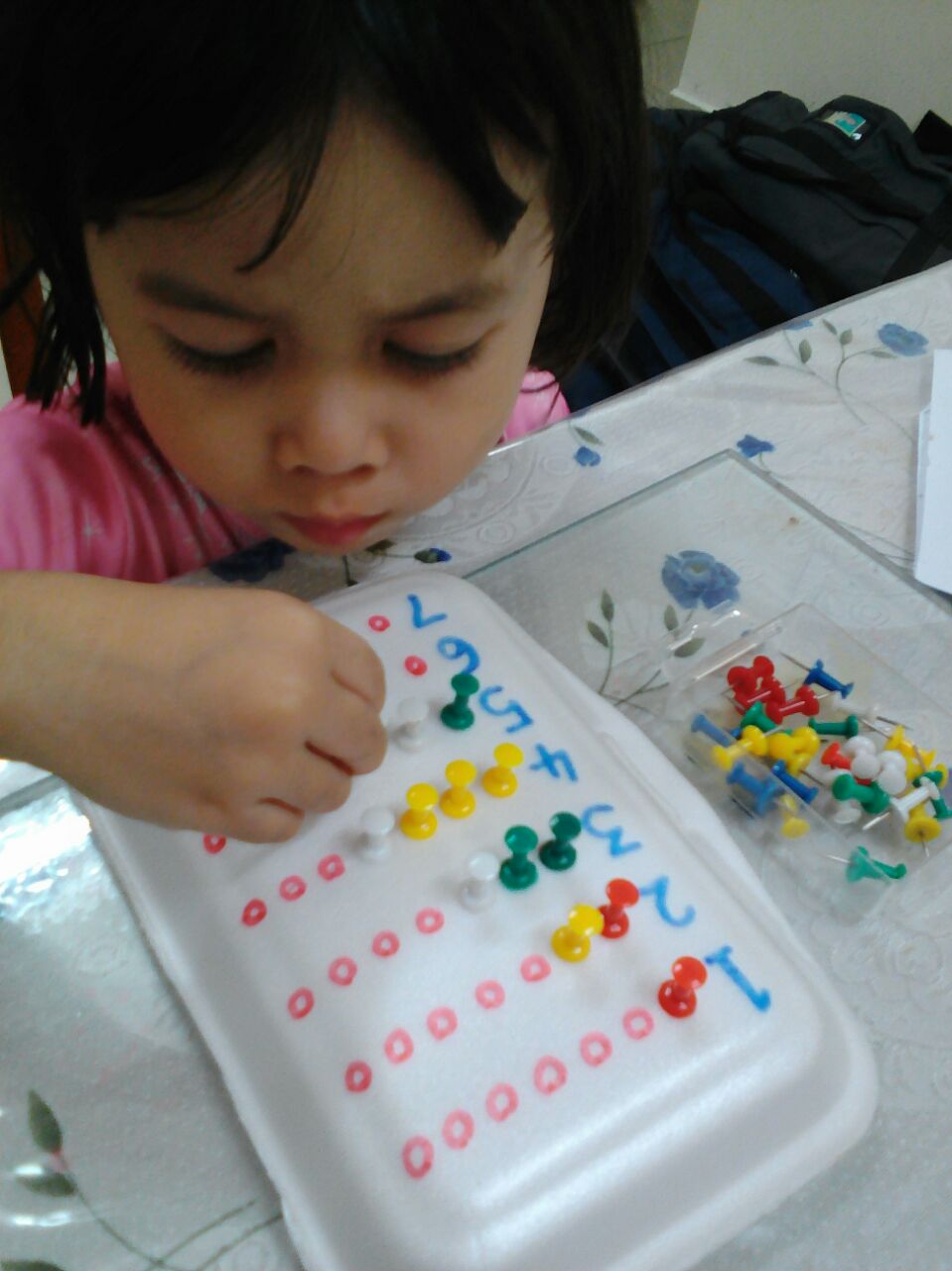 CERITA HATI: Aktiviti mengira, matching pattern games board